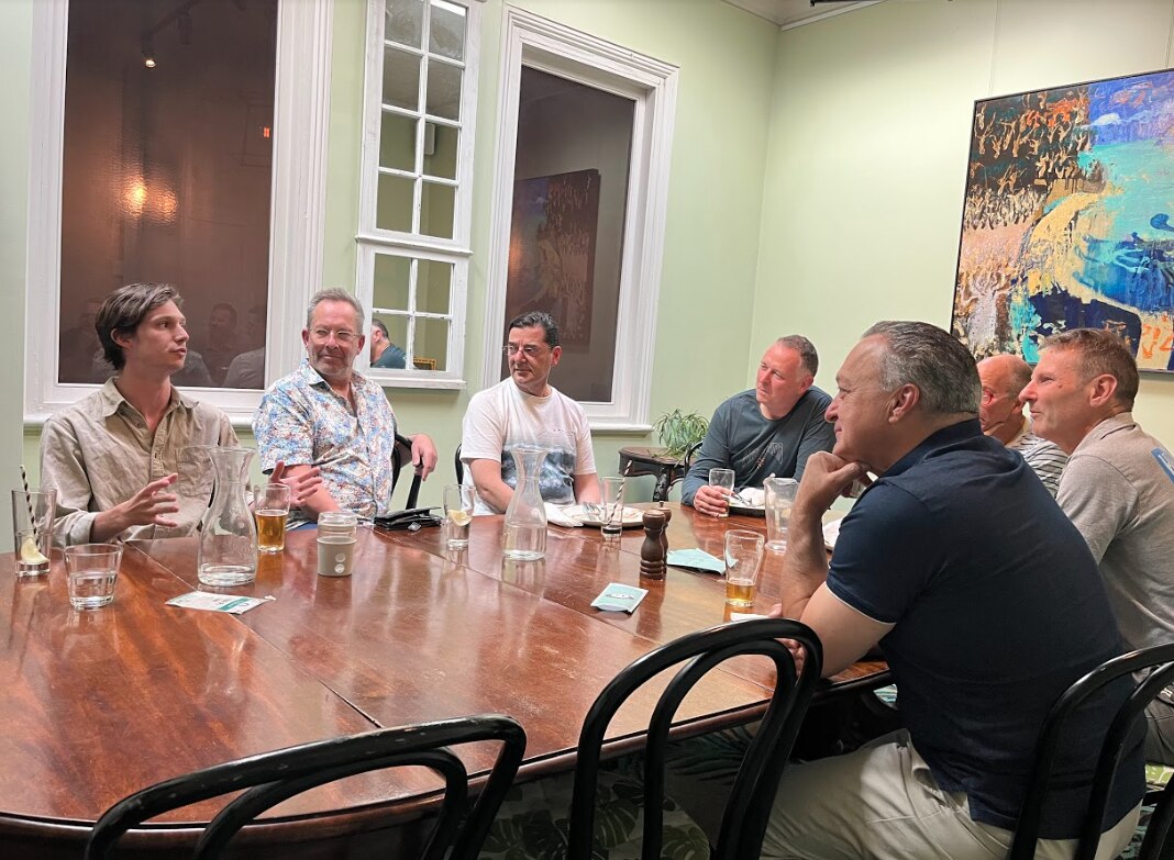 Tackling men's mental health with chat. What is a Men's Table? - ABC News