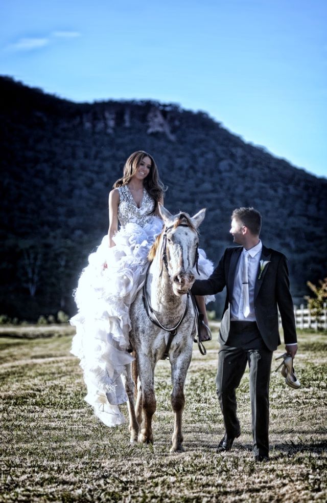 Michael Clarke marries model girlfriend - ABC News