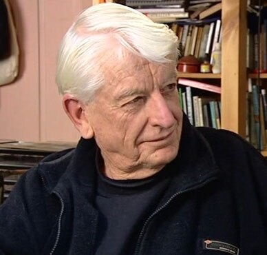 Bowers talks pictures with Age cartoonist - ABC News