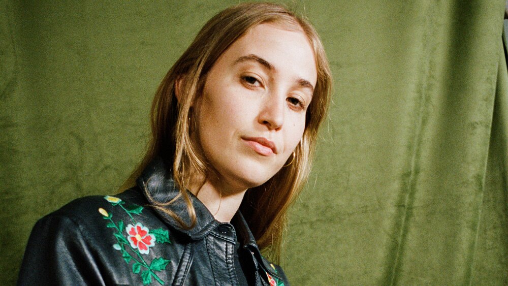 Hatchie announces Australian tour to celebrate debut album Keepsake ...