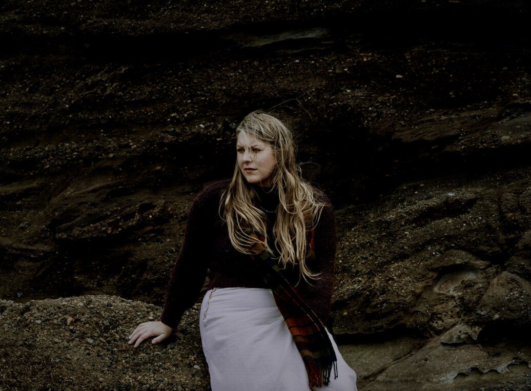 Melody Pool is returns with new tune "Will Not Let You Down"...and it ...