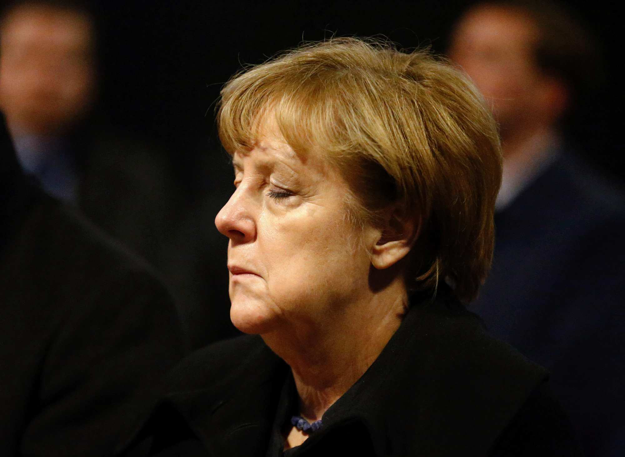 Angela Merkel under pressure to limit influx of refugees - ABC listen