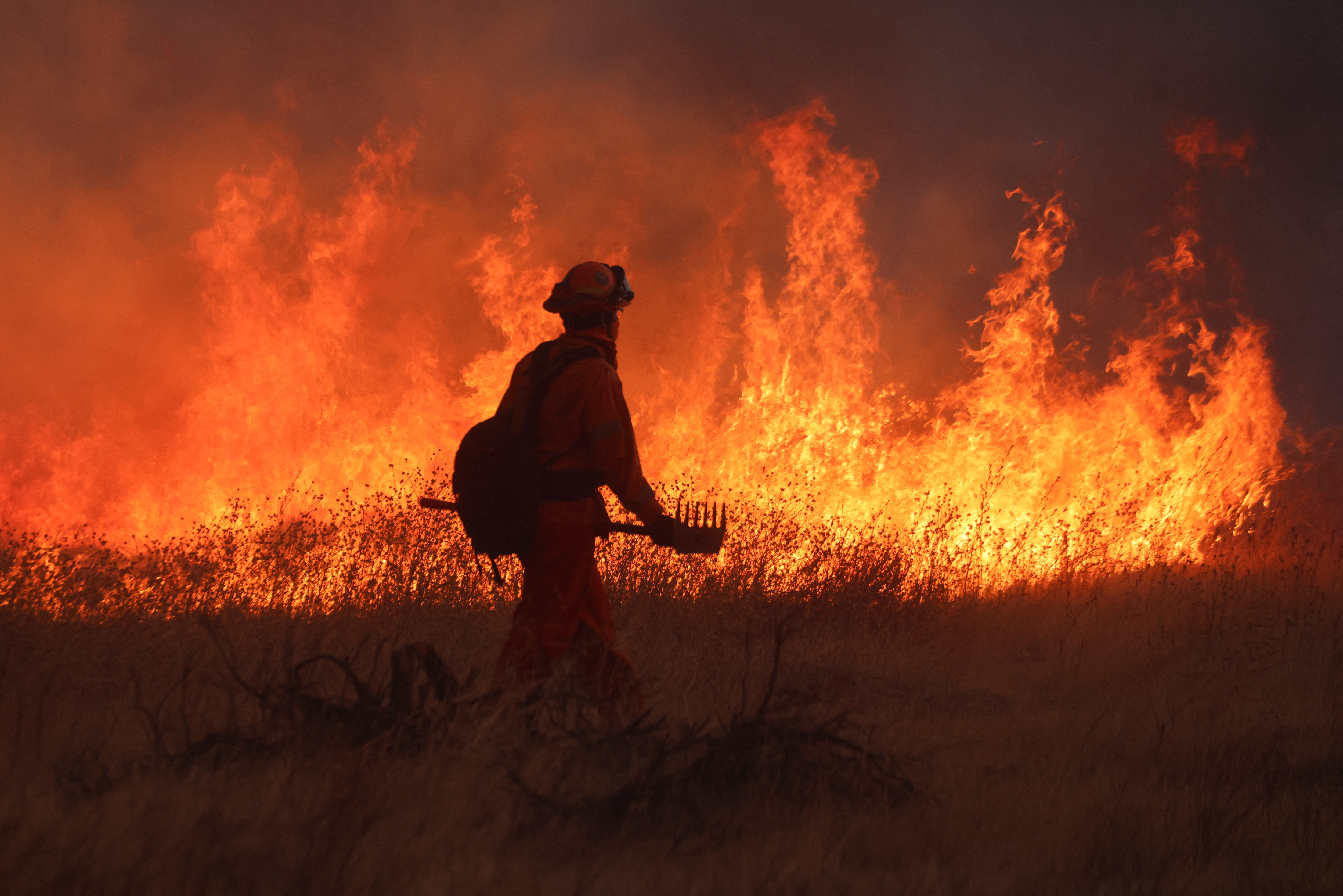2,000 firefighters deployed to fight Japan's worst wildfire in decades ...