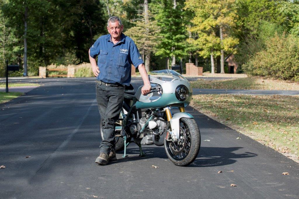 Ducati master re-creates Mike Hailwood's Isle of Man-winning motorcycle ...