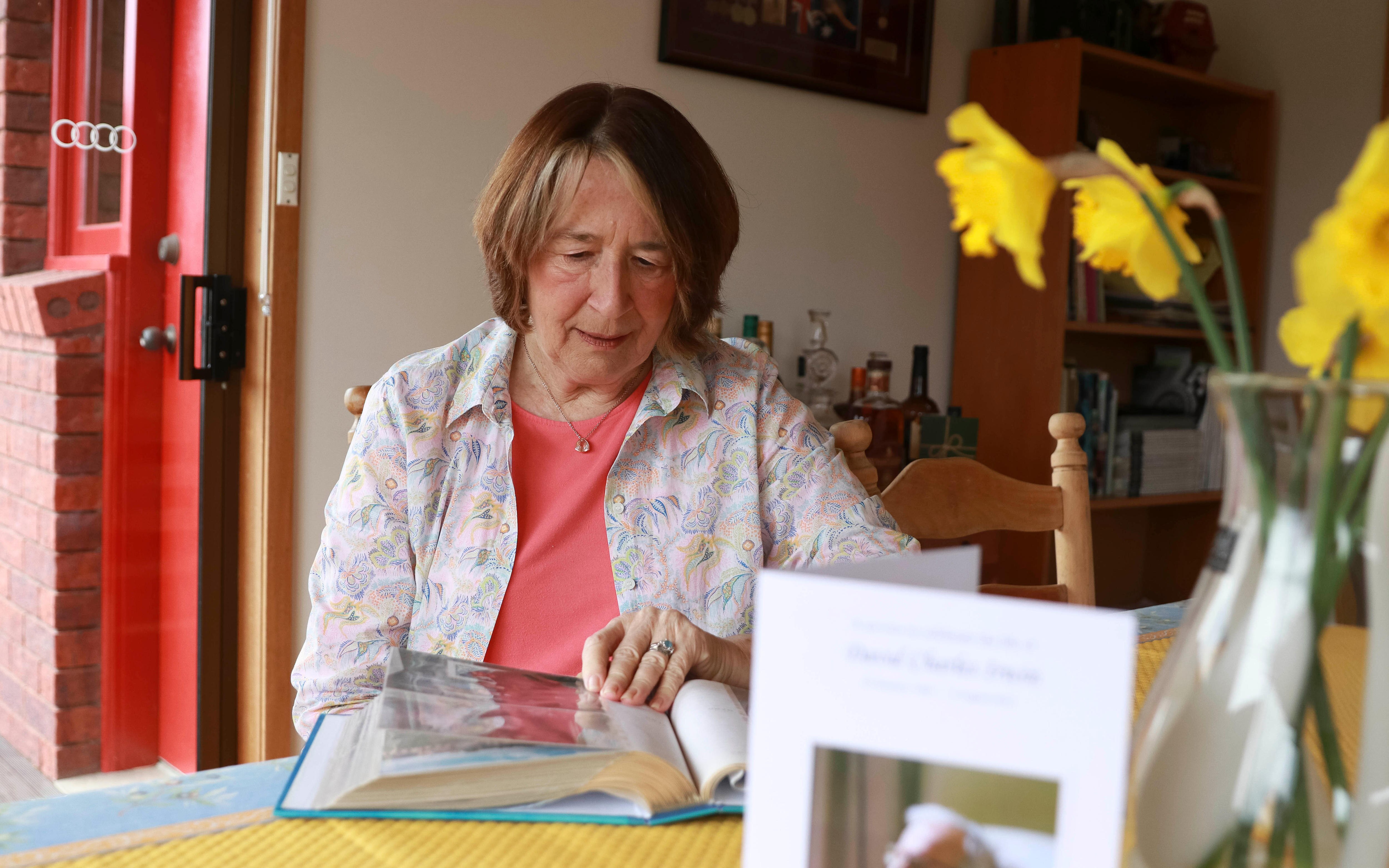 Plea for more end-of-life education in Tasmanian health sector - ABC News