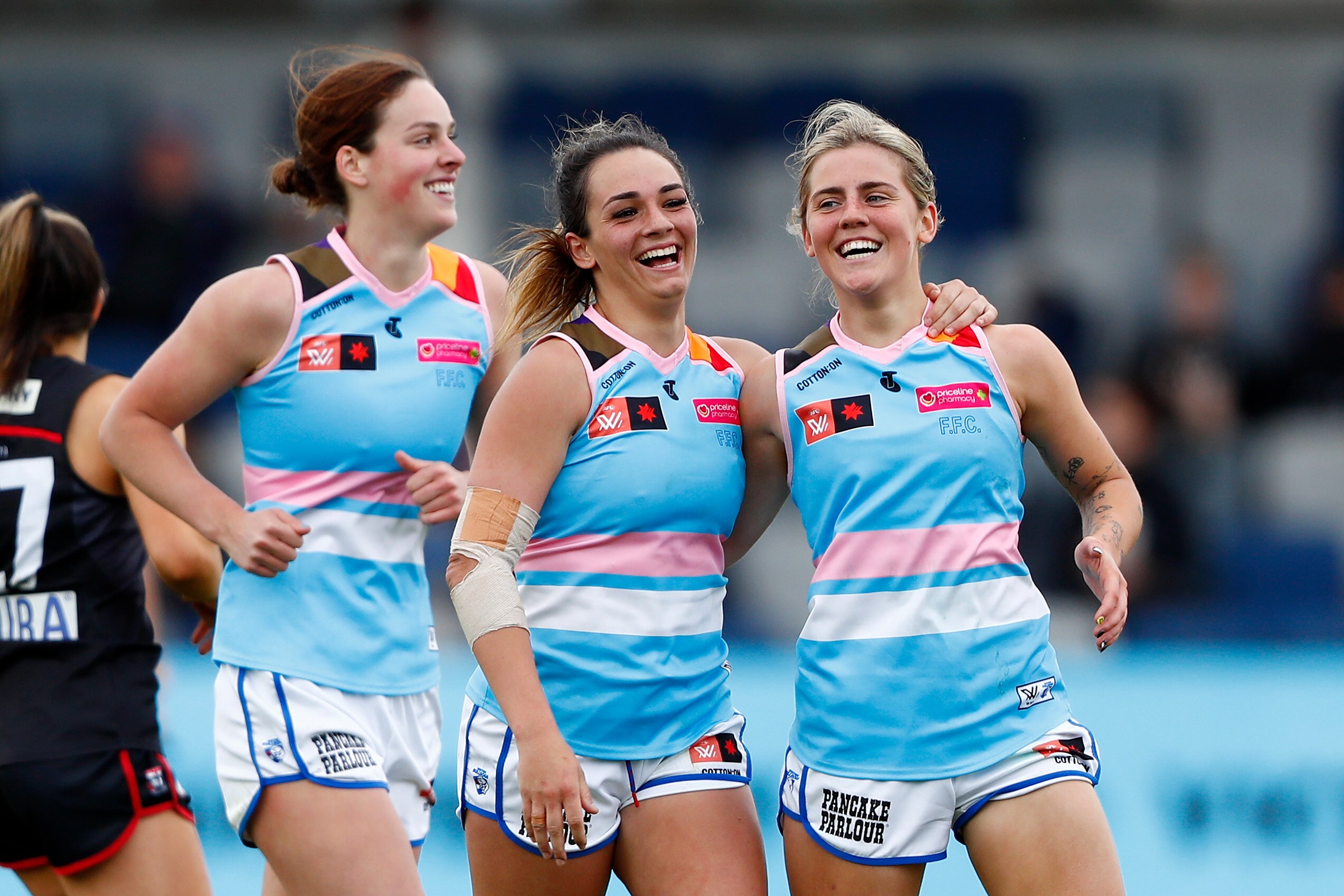 Collingwood keeps Fremantle goalless in 29-point AFLW win as Western ...