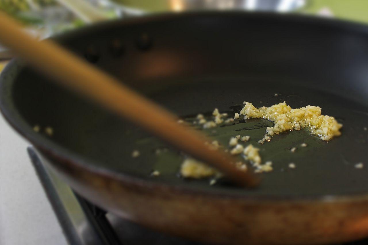 Spiced beef and sweet potato pies - ABC News