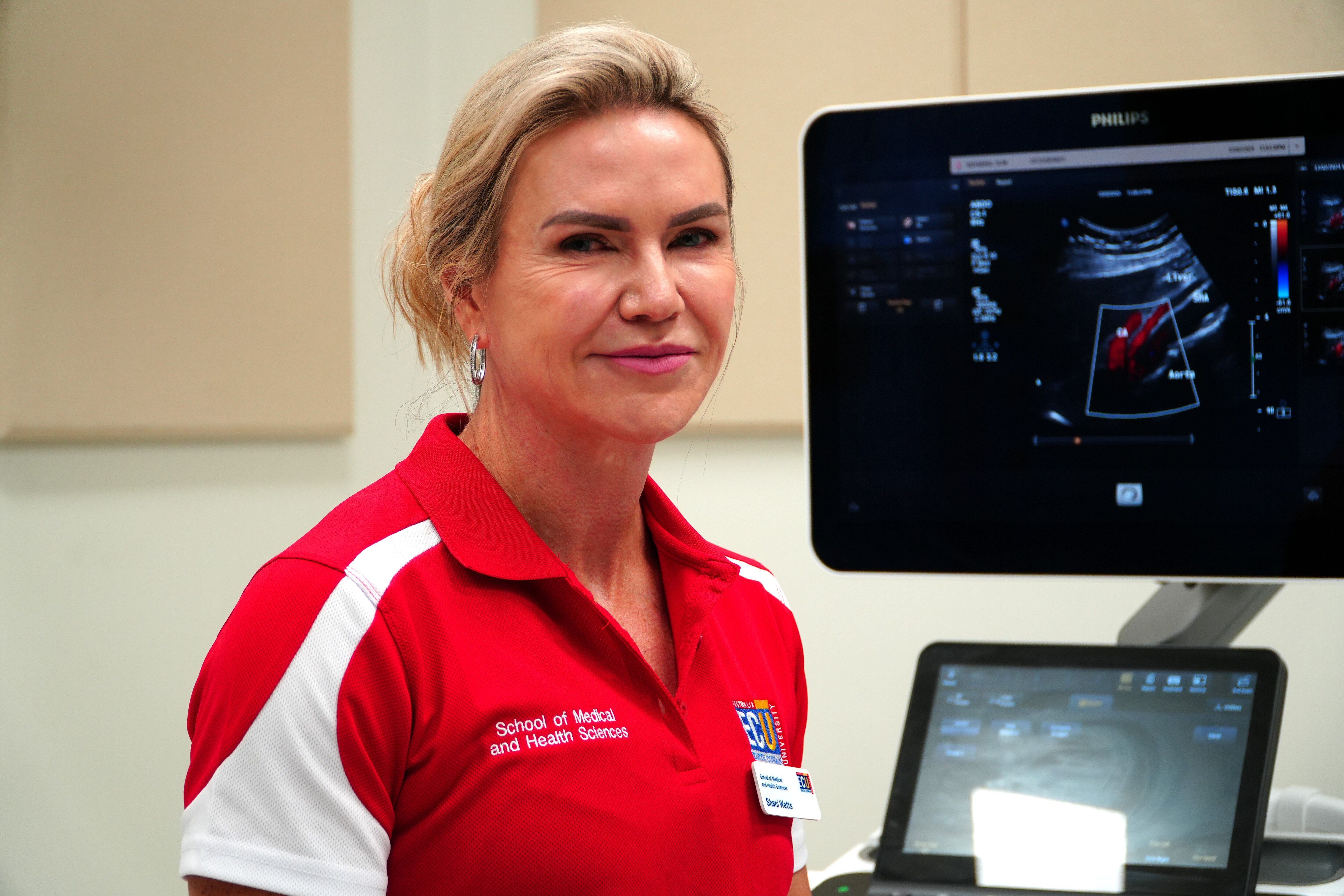 Long ultrasound wait times spark new sonography course at Edith Cowan University - ABC News