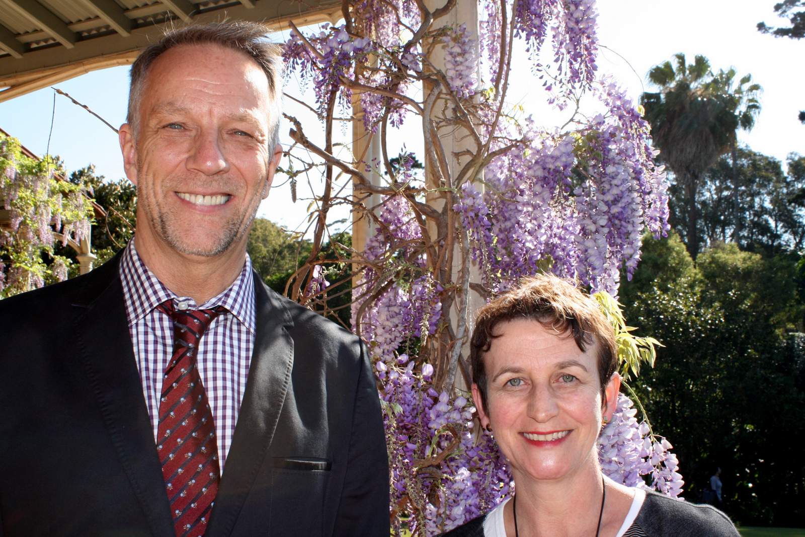 High tea, fine china and class snobbery - ABC Radio National