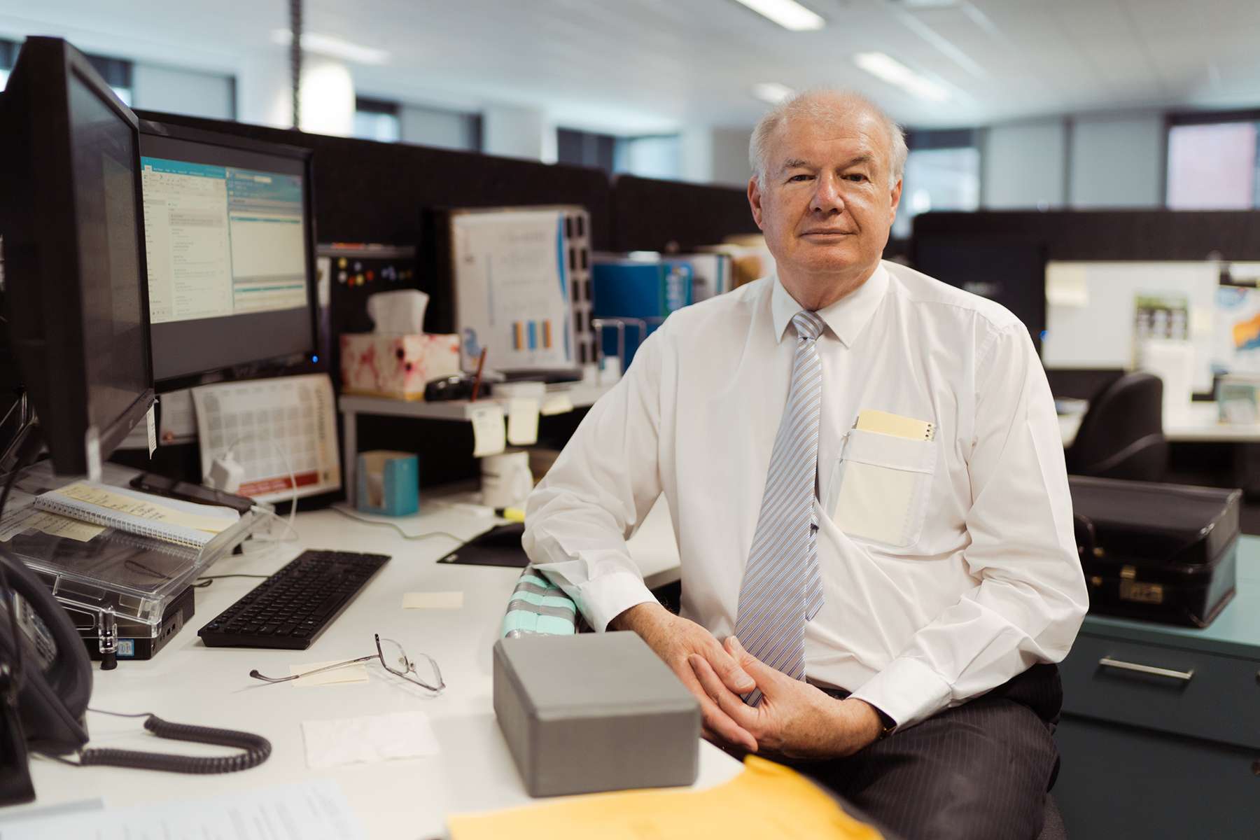 How to ditch your day job and start a small business in fewer than 44 ...