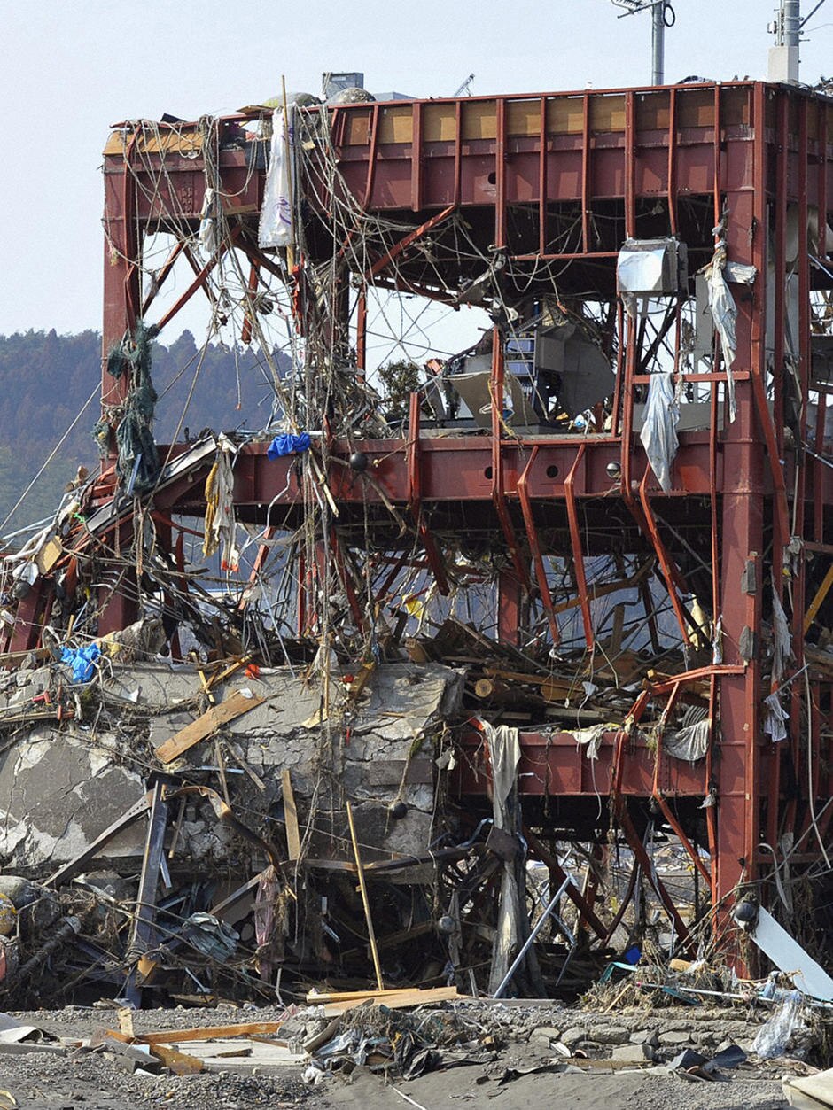 Japan death toll tops 2,400 - ABC News