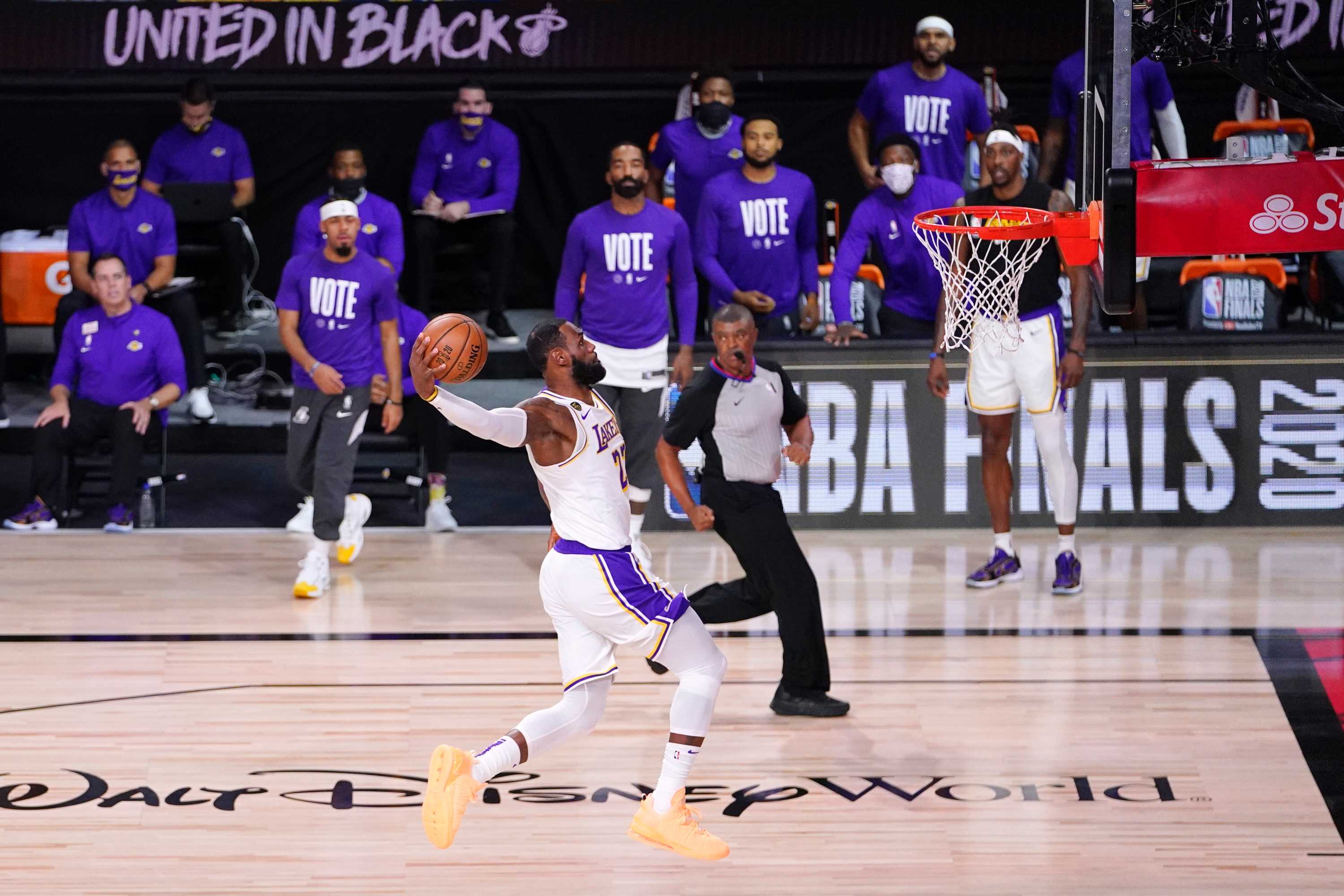 Los Angeles Lakers win NBA title, beating Miami Heat 106-93 in game six ...