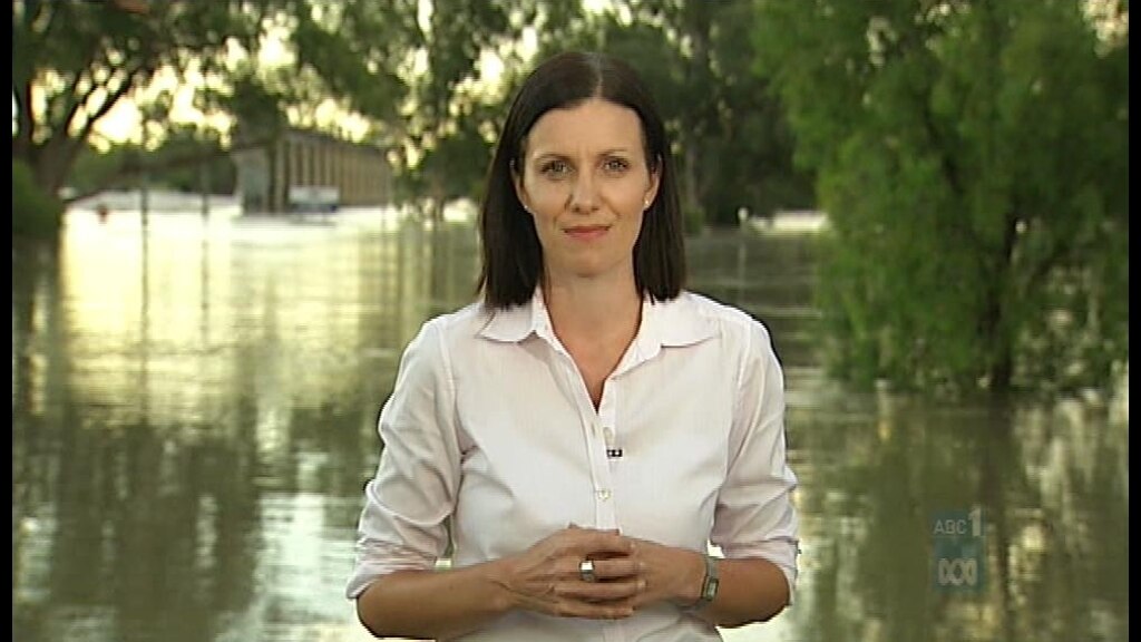 St George floods ease - ABC News