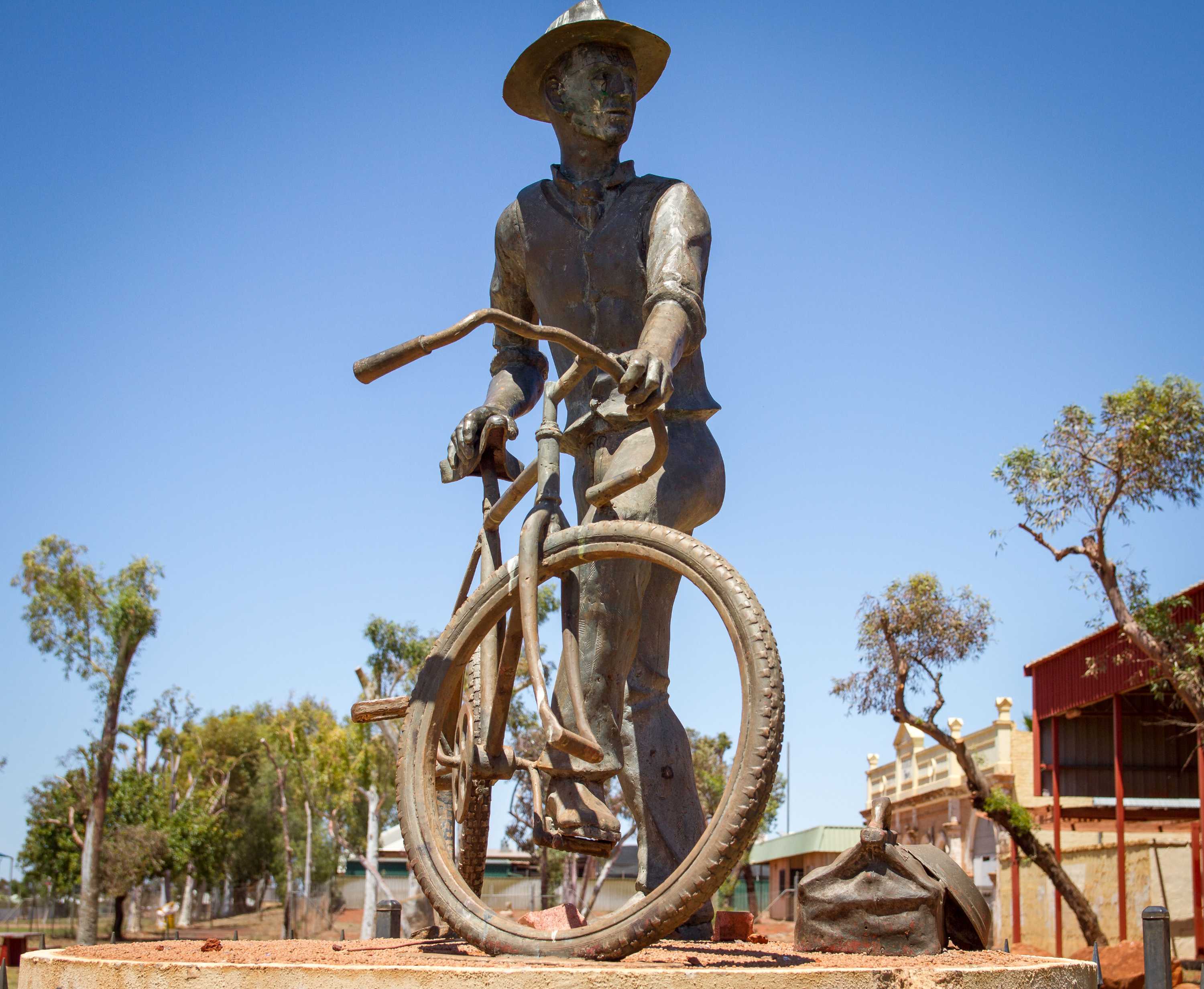 The doctor with the fever: 120 years on from Charles Laver's bike ride ...