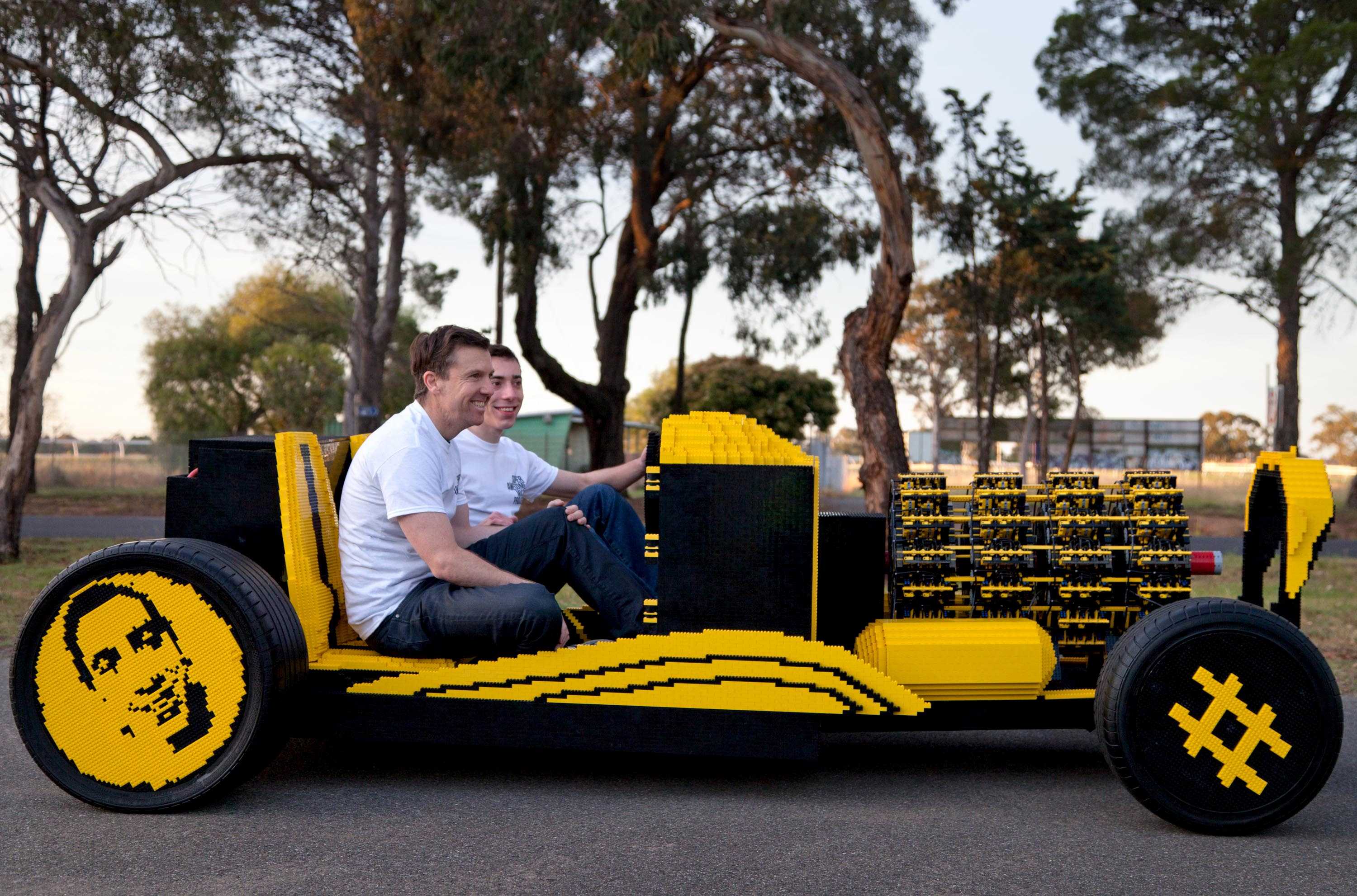 World's first life-sized Lego car, built by Steve Sammartino and Raul ...