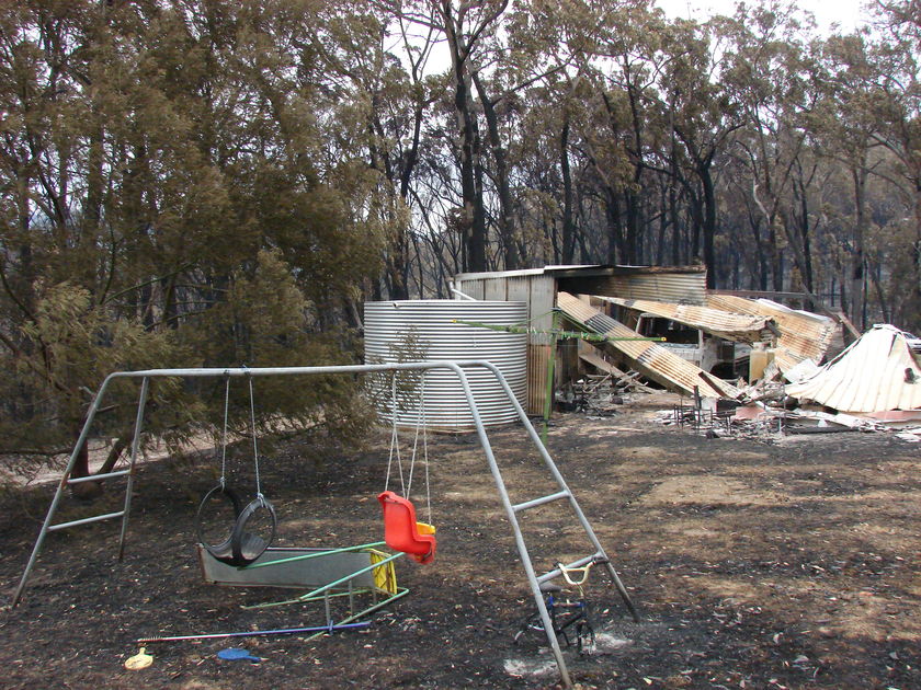 Bushfire bunkers may be death traps - ABC News