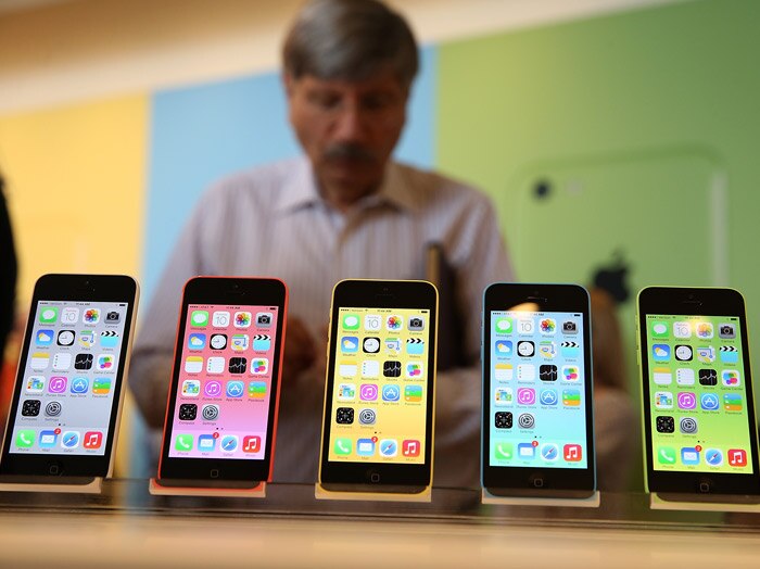 Apple's new cheaper iPhone handset 'too expensive' - ABC News