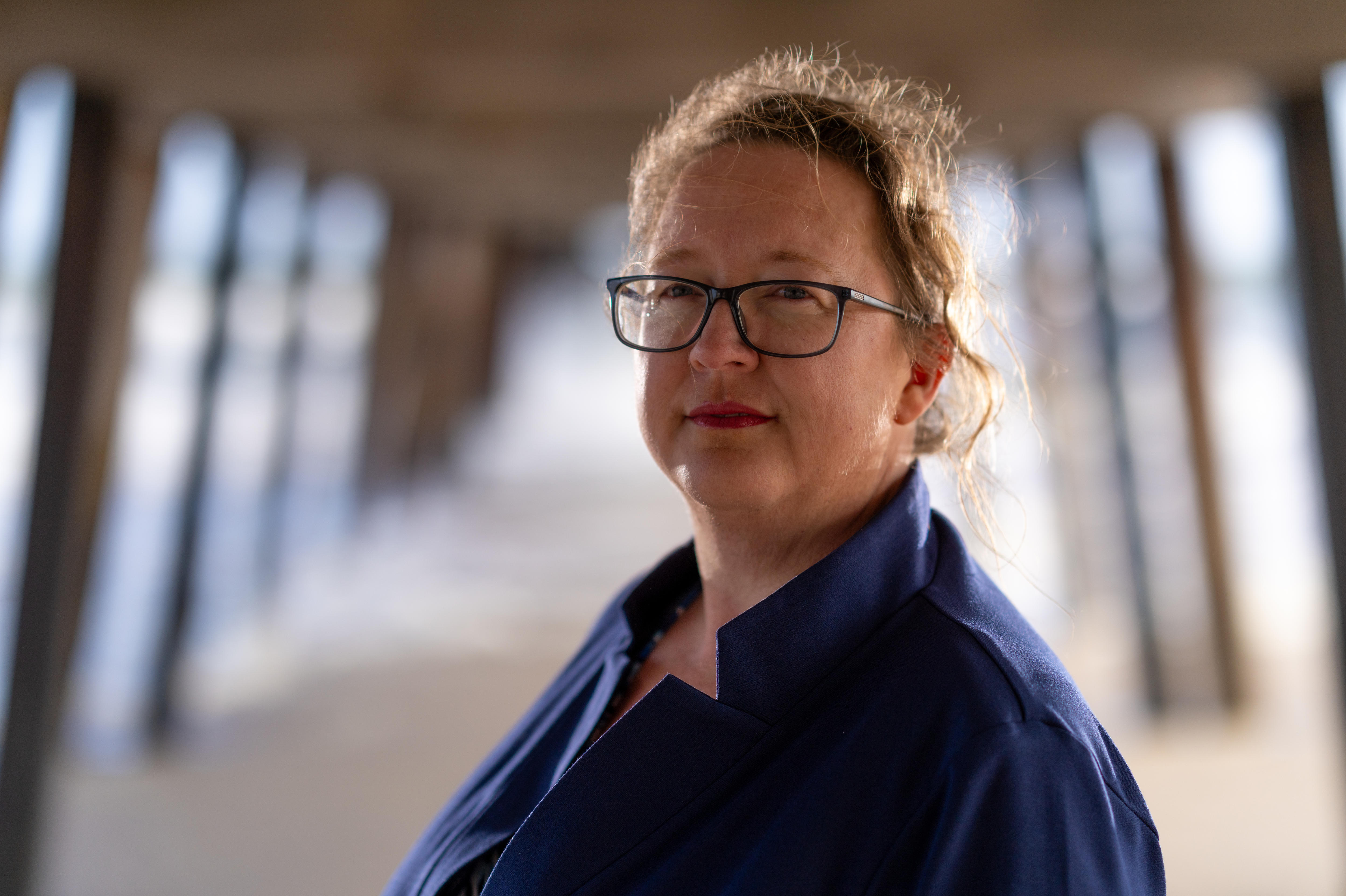 Algal bloom researcher 'deeply disturbed' by political interference ...