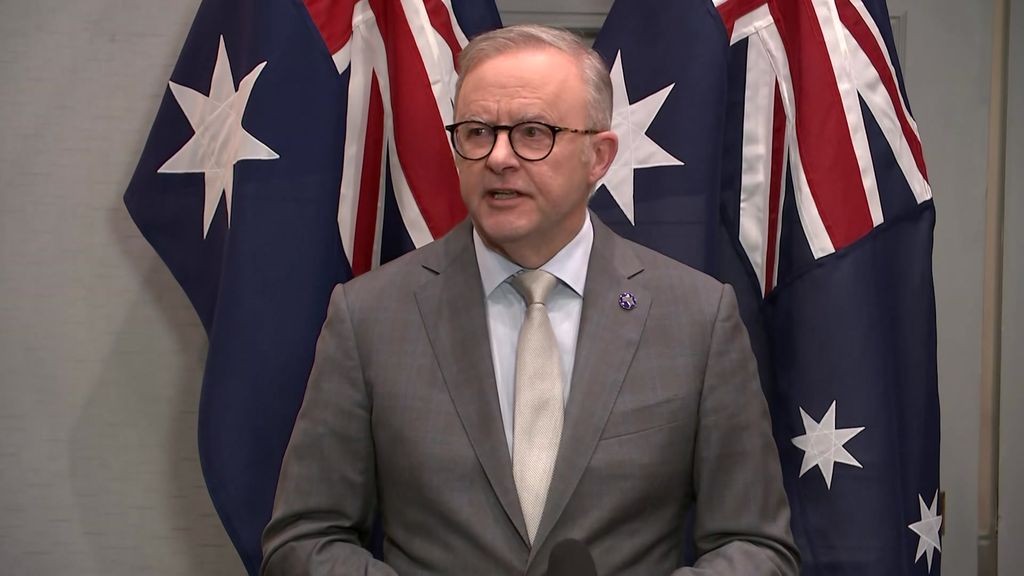 Albanese calls for Australian citizens to return from Lebanon - ABC News
