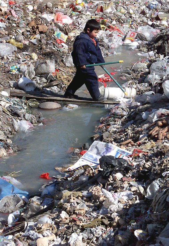 Land shortage in Beijing adds to problem of disposing city's trash ...