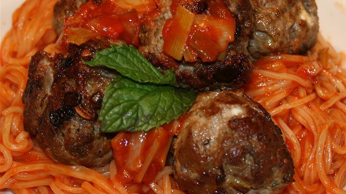 Lamb and feta meatballs - ABC News