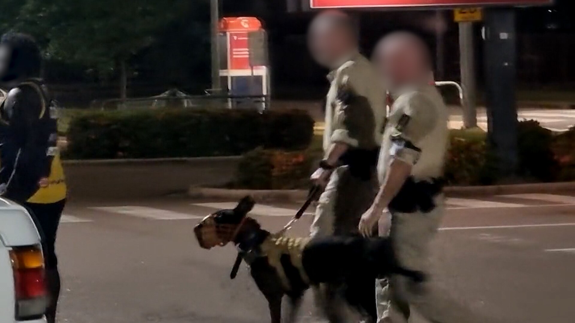 Private security guards on patrol in Darwin. - ABC News