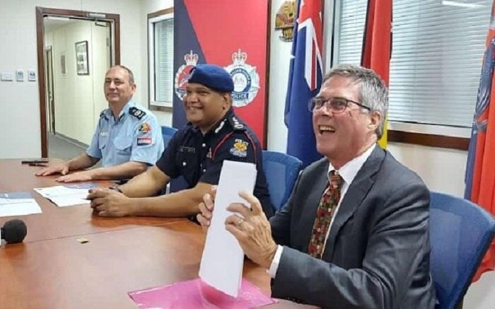 Australia polis helpim PNG long taim blong ileksen - ABC News