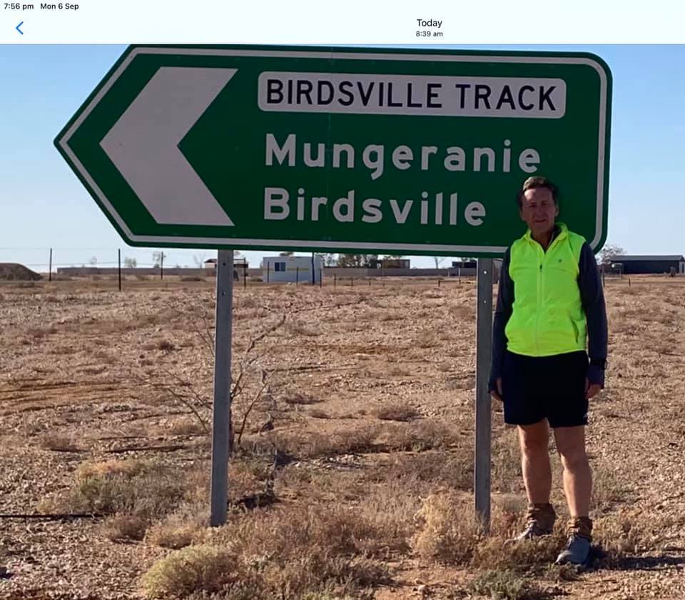 Terry Cleary is walking from Queensland to South Australia - ABC Adelaide