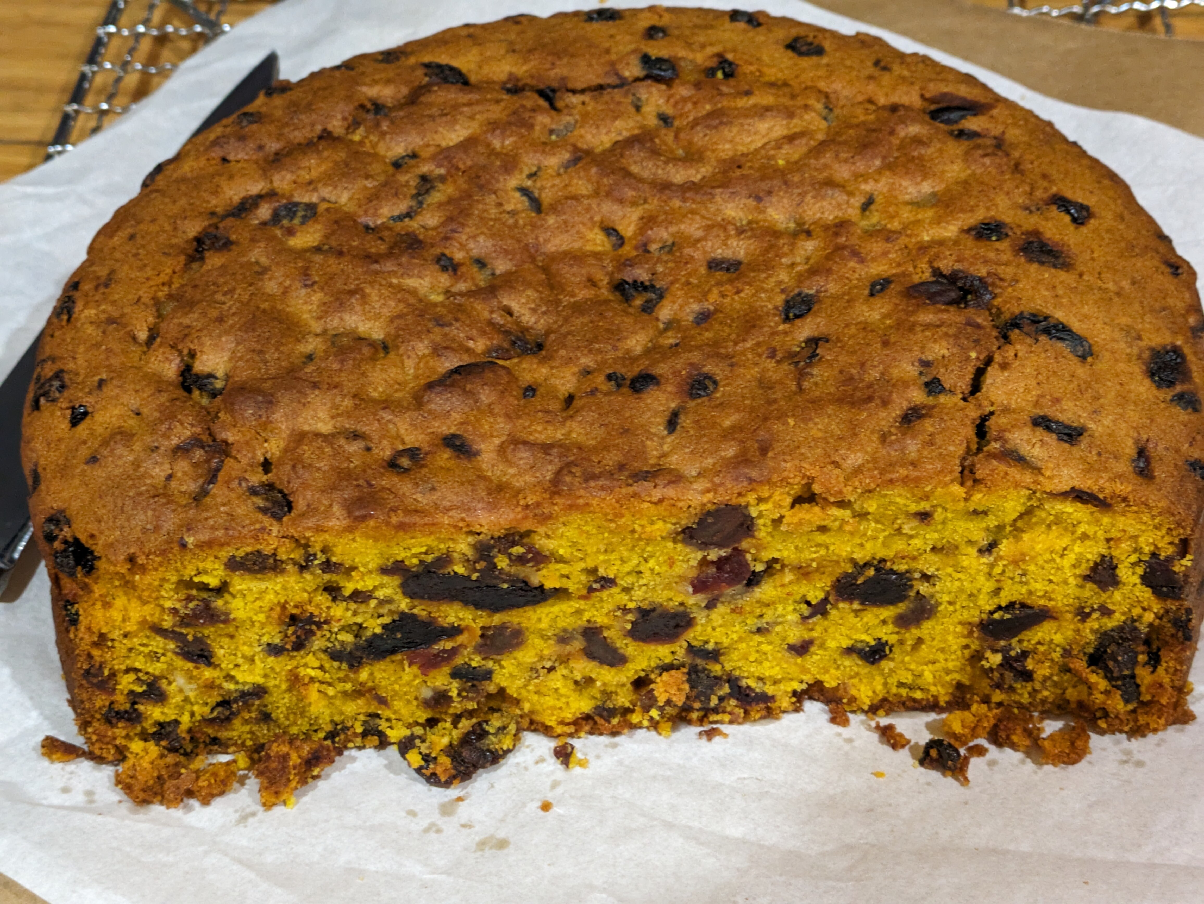 Alison Alexander's spiced fruitcake with a twist - ABC News