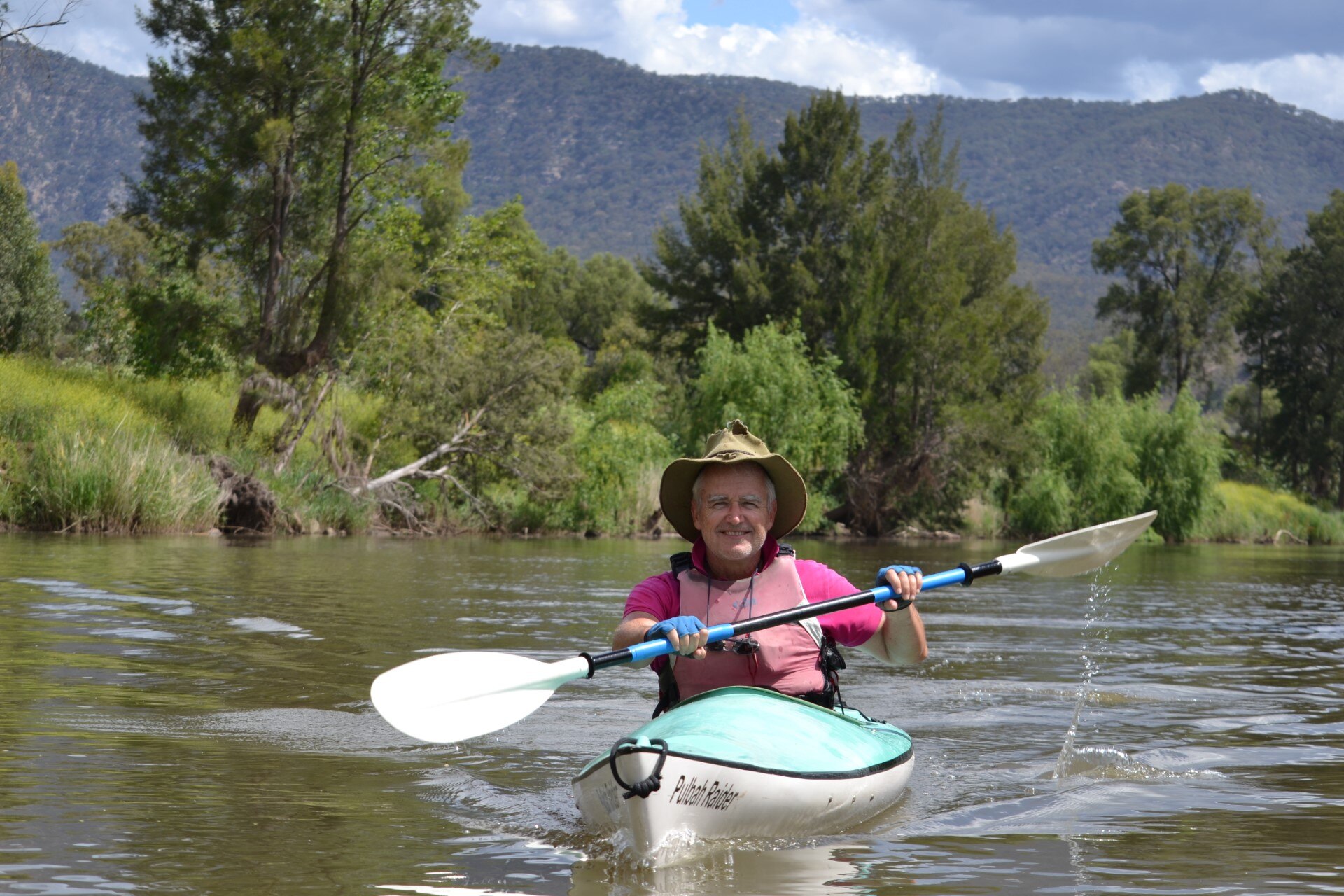 Scott Bevan returns to the Hunter River in his kayak to document 10 ...