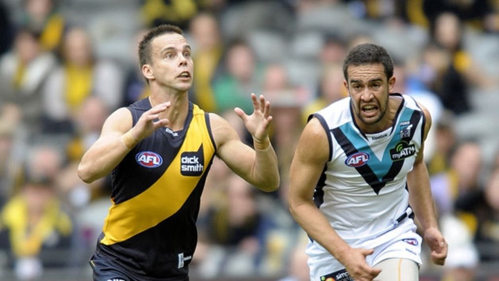 Carlile signs for four more years - ABC News