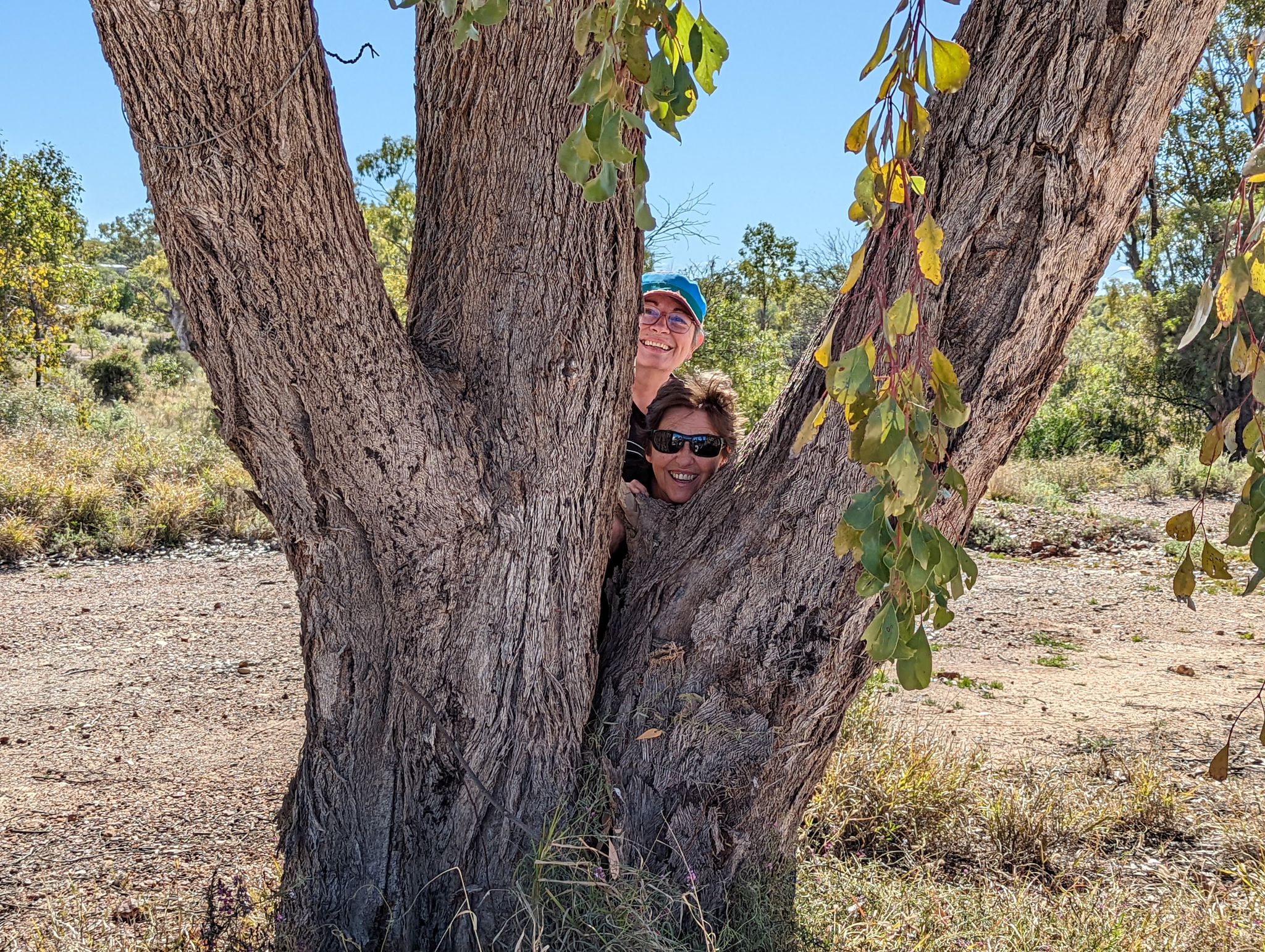 A catch-up with award winning Bush Poets Mel and Susie - ABC listen