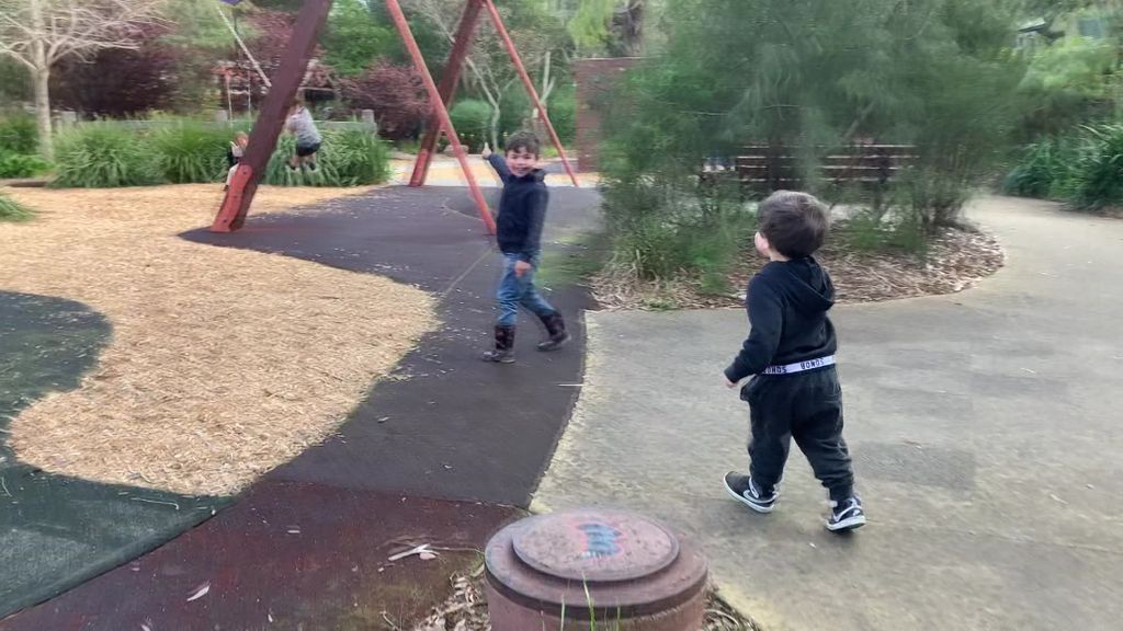 Victorian children celebrate the reopening of playgrounds - ABC News