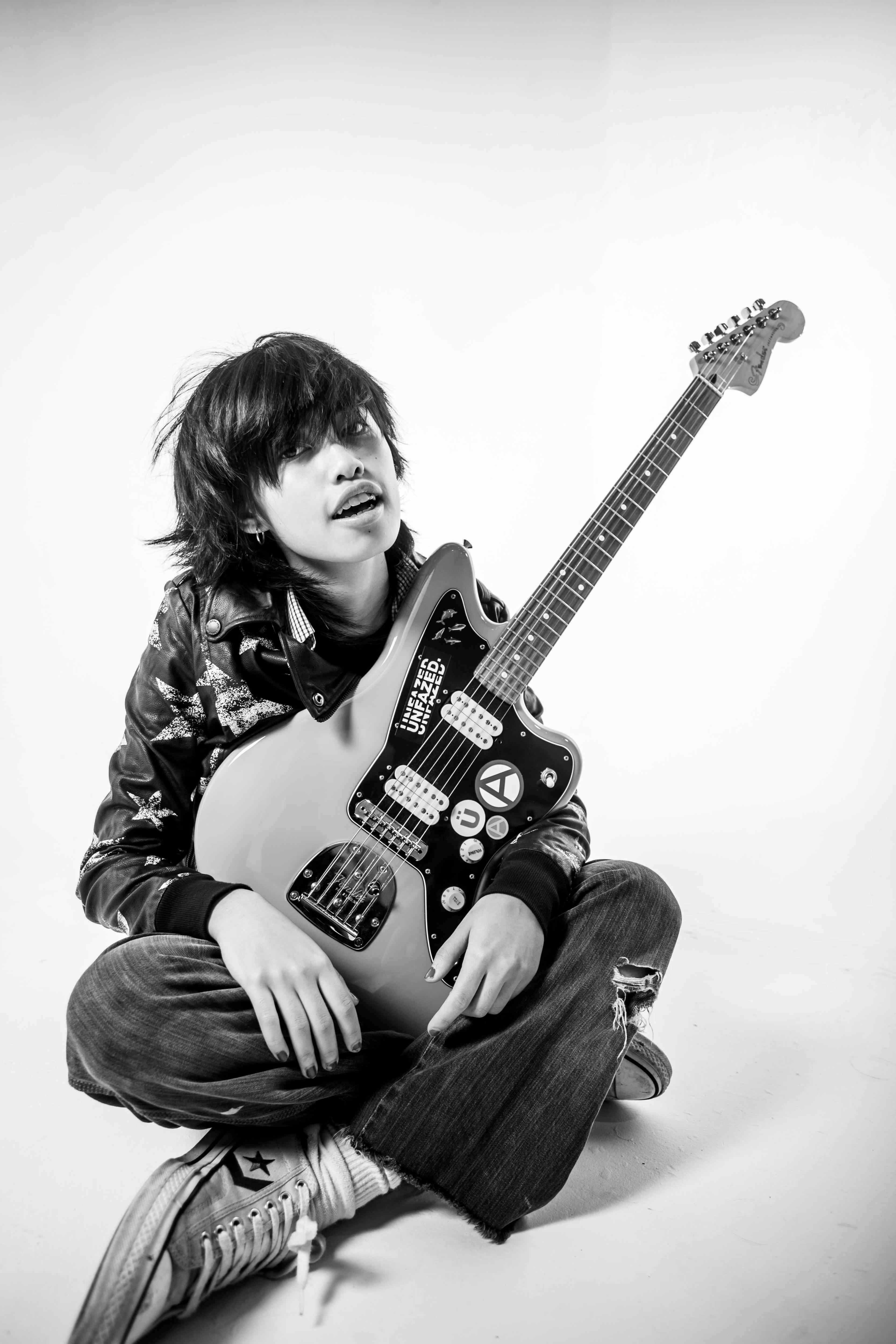 Home and Hosed: First Play from ixaras!! - triple j