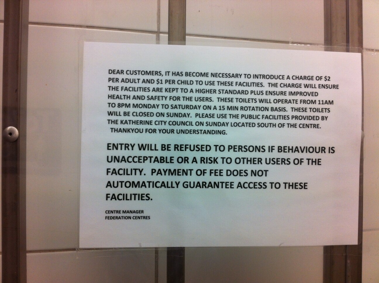 Shopping centre to charge fee for use of toilets - ABC News