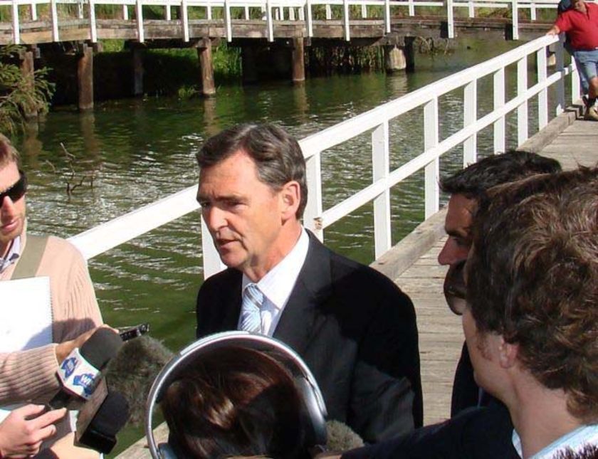 Brumby pushes Federal Govt for infrastructure funding - ABC News