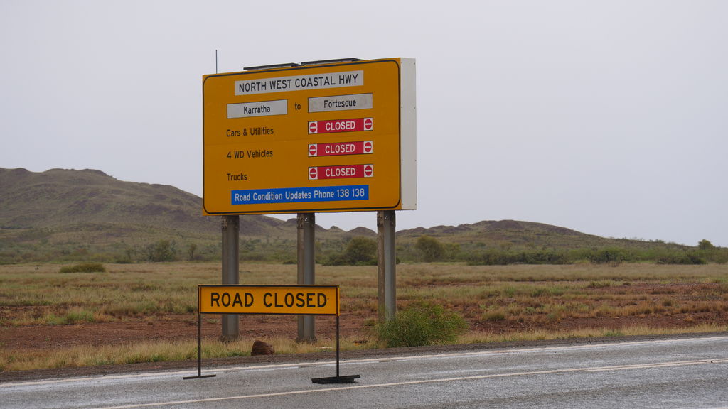Floodwaters on the North West Coastal Highway - ABC News