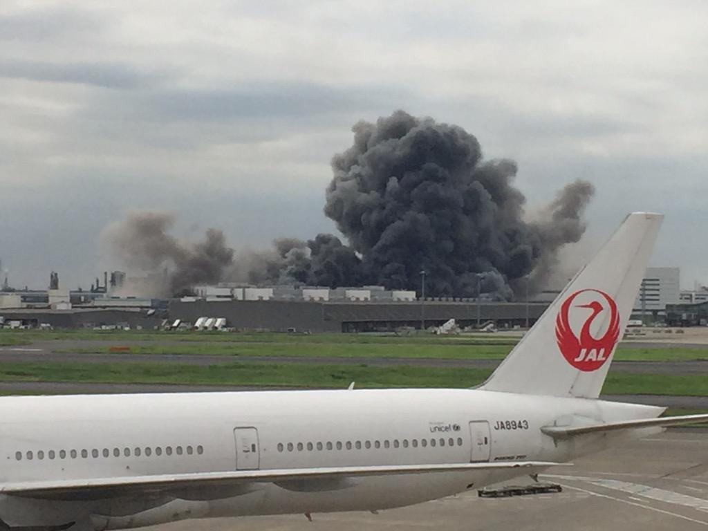 Huge blaze breaks out at steel plant near Tokyo's Haneda Airport - ABC News