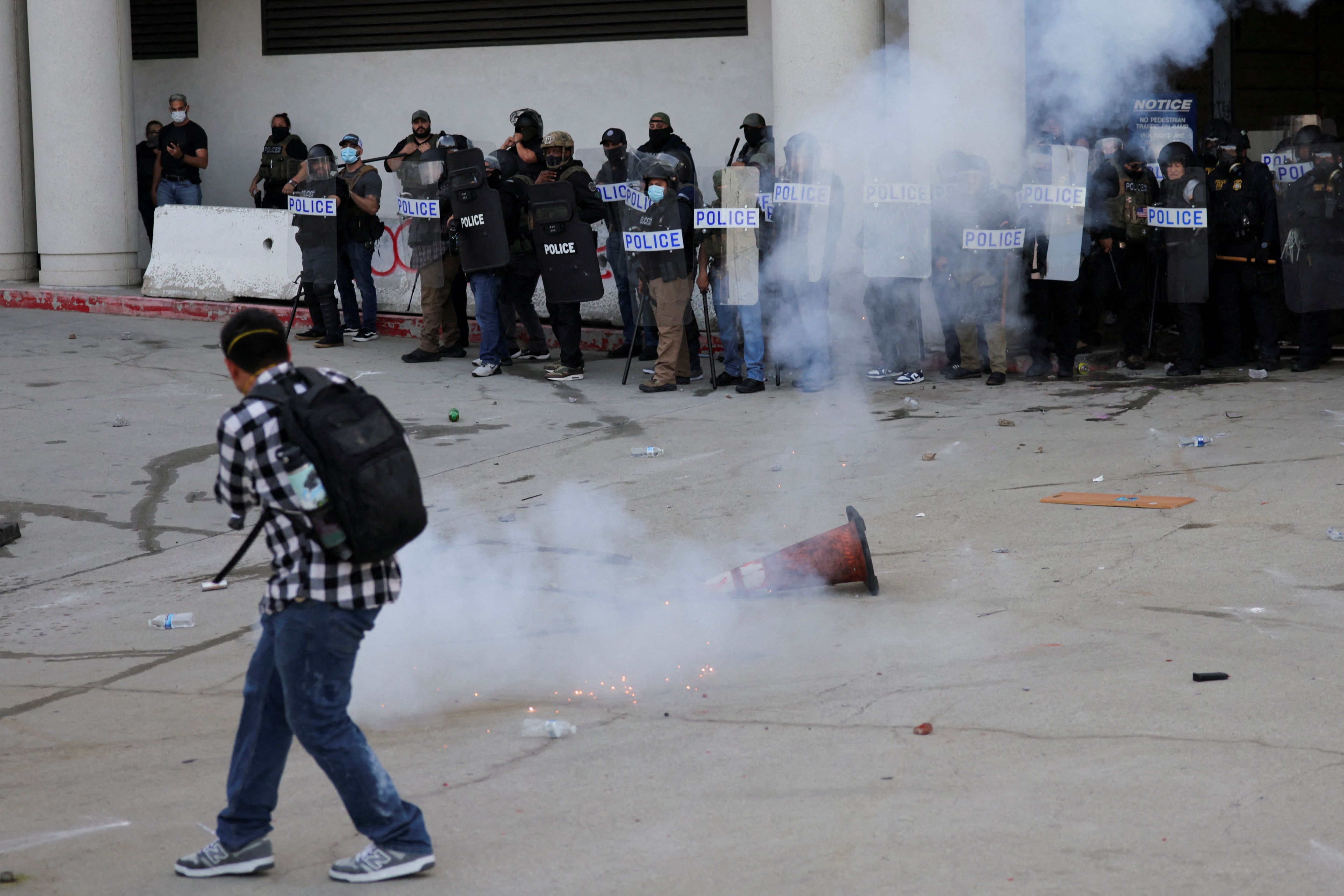 Former military officers raise concerns about 700 marines deployed to ...