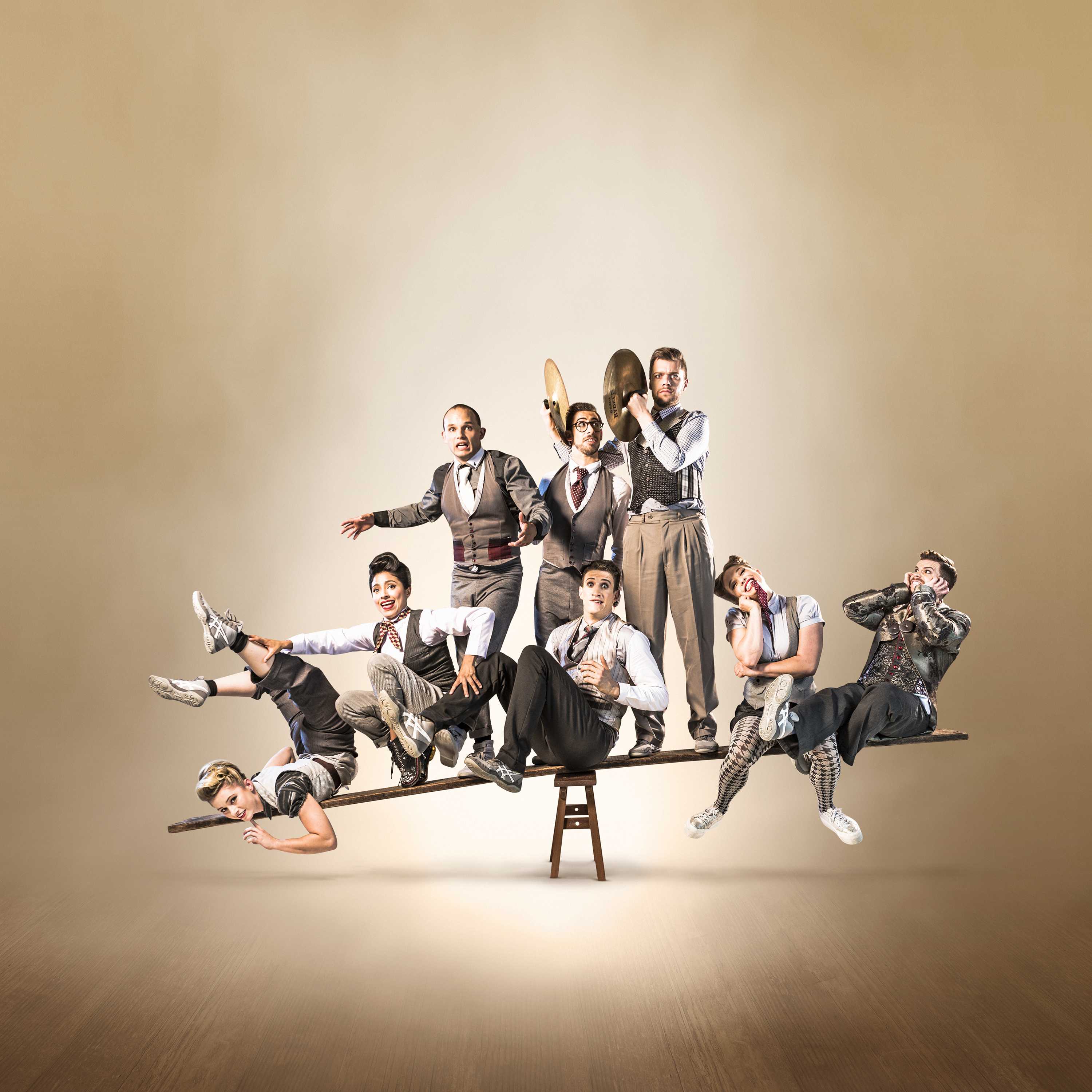 Circus Oz take the big top to the Botanic Gardens - ABC listen
