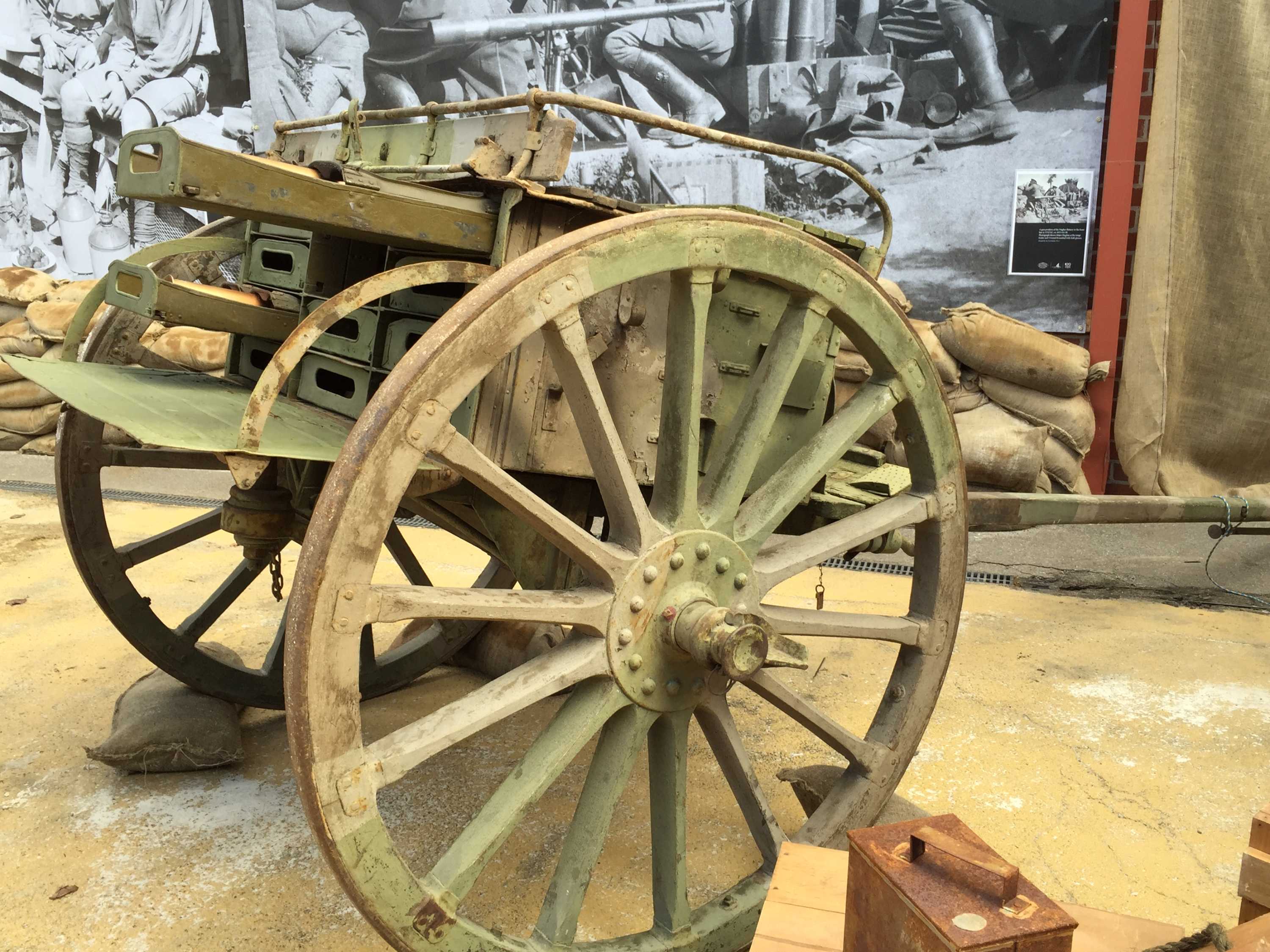 Gallipoli 2015: Melbourne school children get Anzac experience, as RSL ...