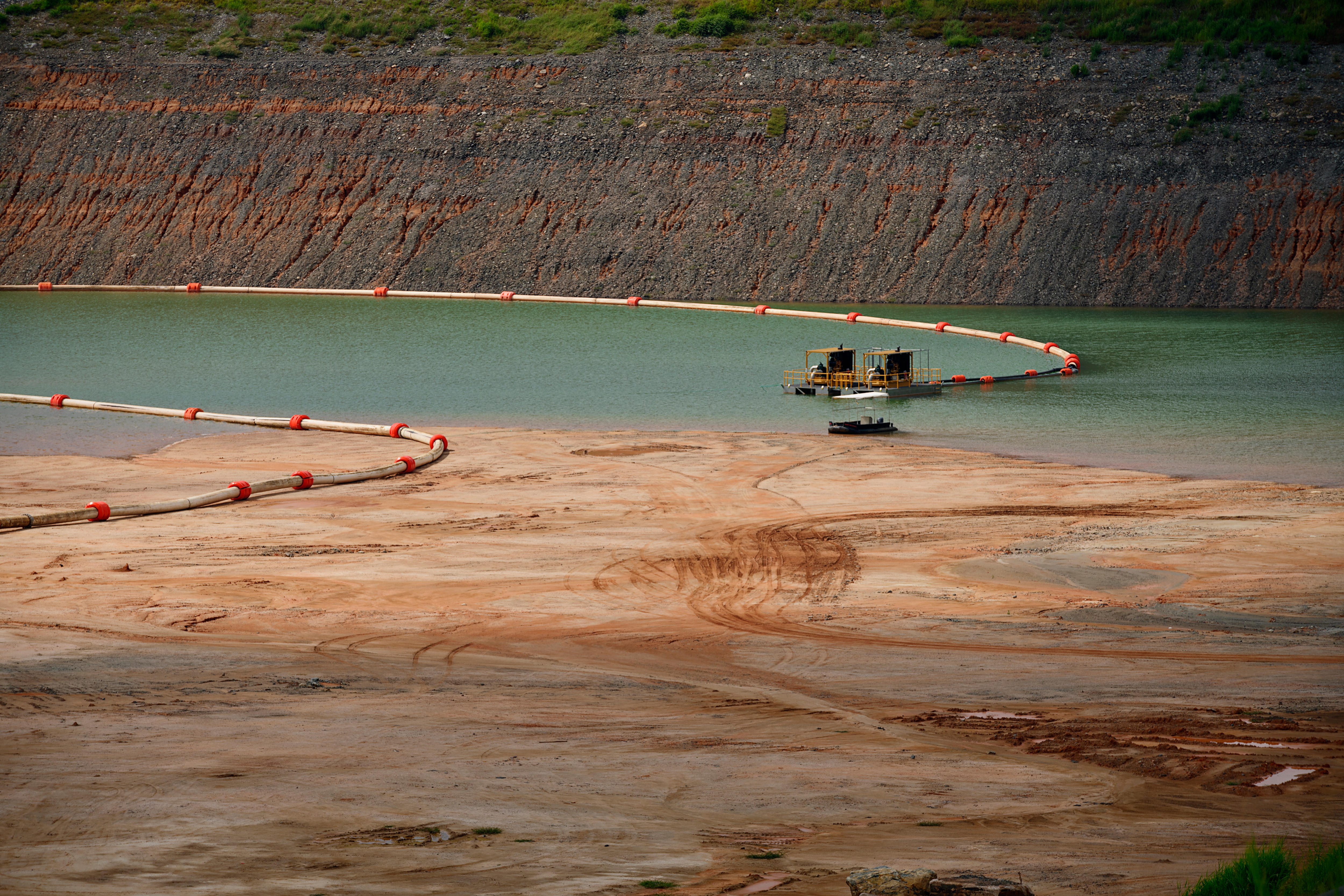 Rio Tinto agrees to loan $100 million to Energy Resources Australia for ...
