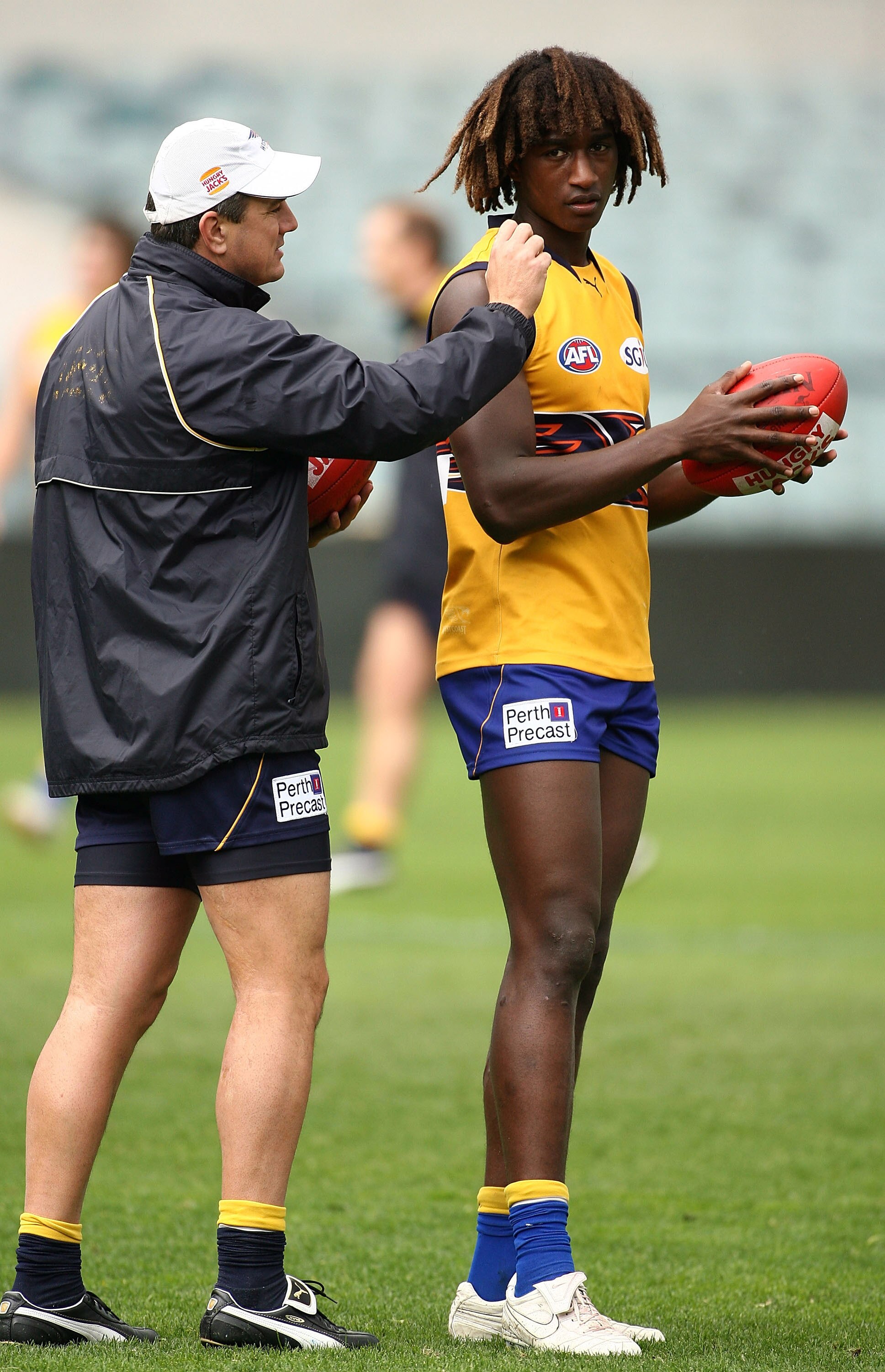 Dockers poach Sumich from Eagles - ABC News