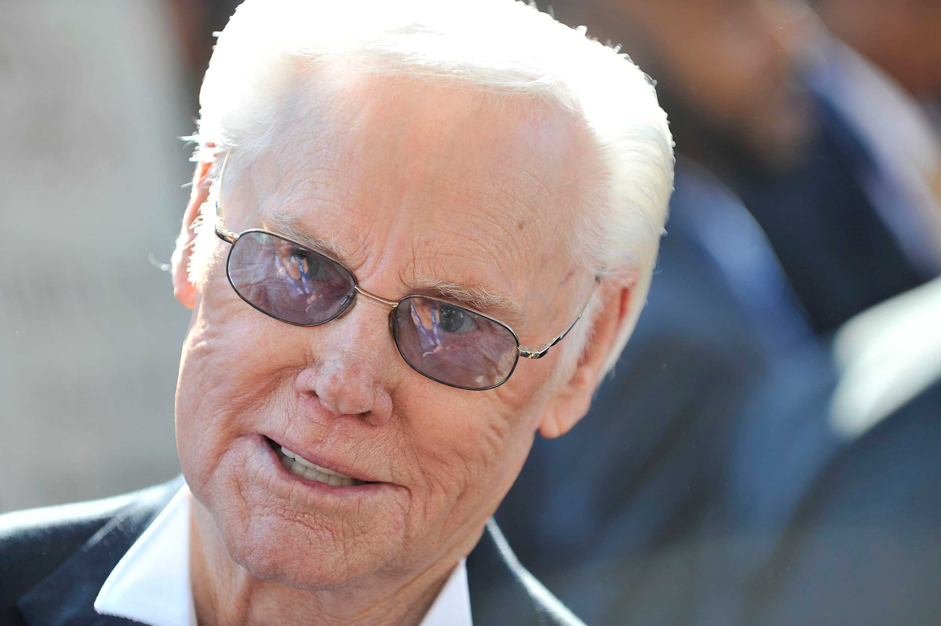 Country music legend George Jones dies aged 81 - ABC News