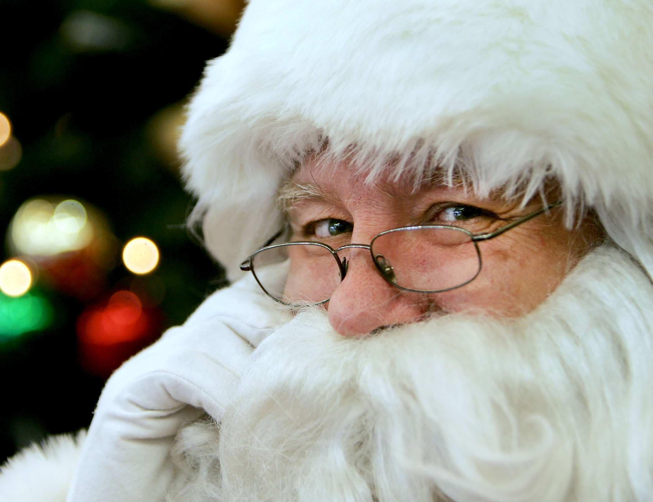 Should you tell your kids the 'truth' about Santa? - ABC News