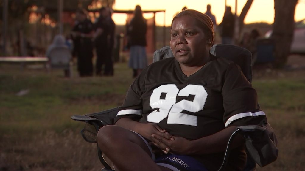 NT Coroner Elisabeth Armitage returns Kumarn Rubuntja’s belongings to her family at Anthepe Town ...