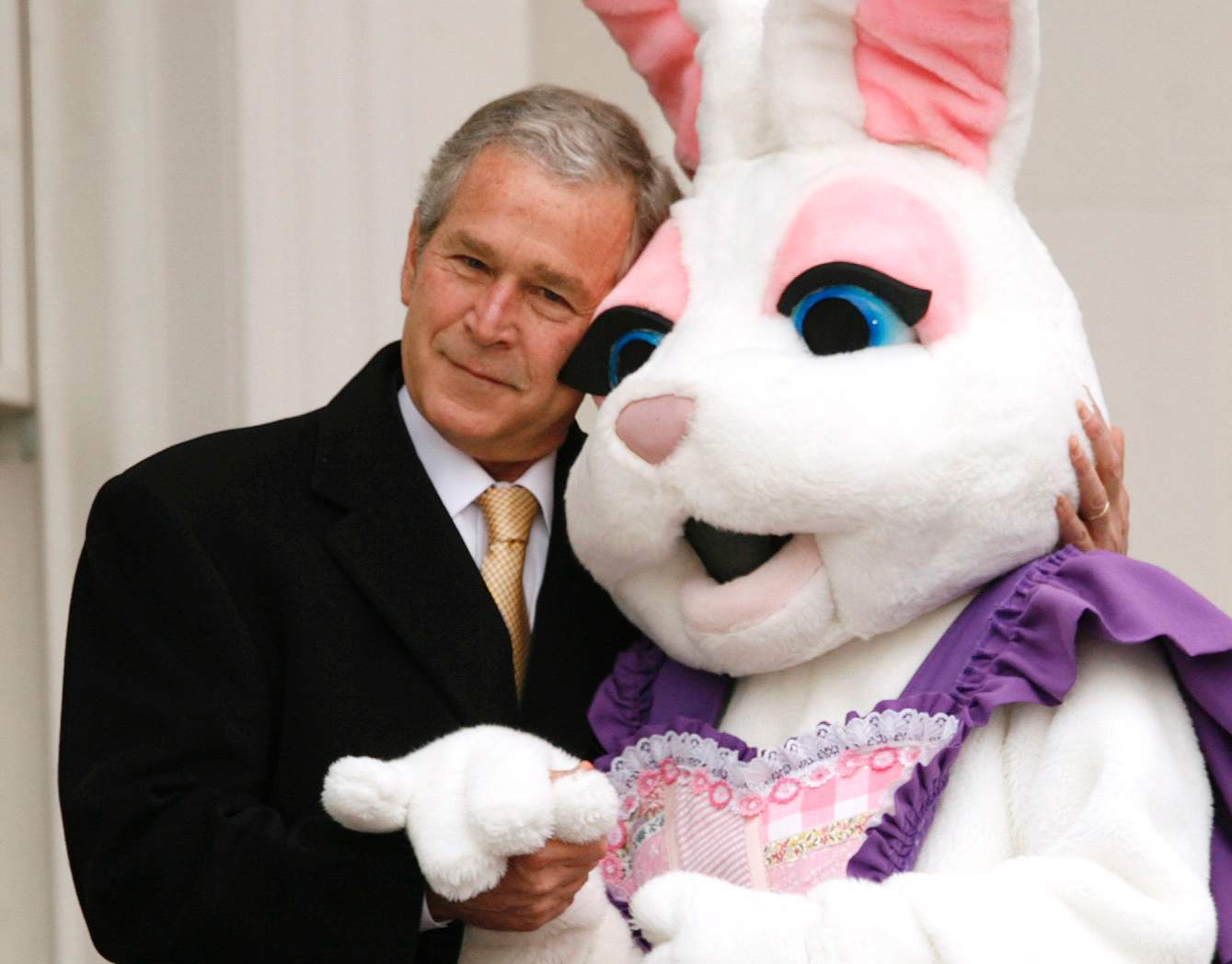 Giant rabbits and odd photos: The annual White House Easter Egg Roll ...