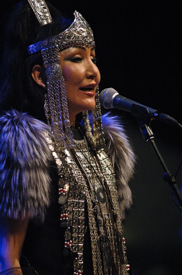 Yakut trio Ayarkhaan - ABC Radio National