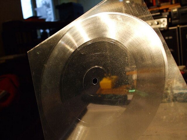 Cardboard and flexi discs - ABC Radio National