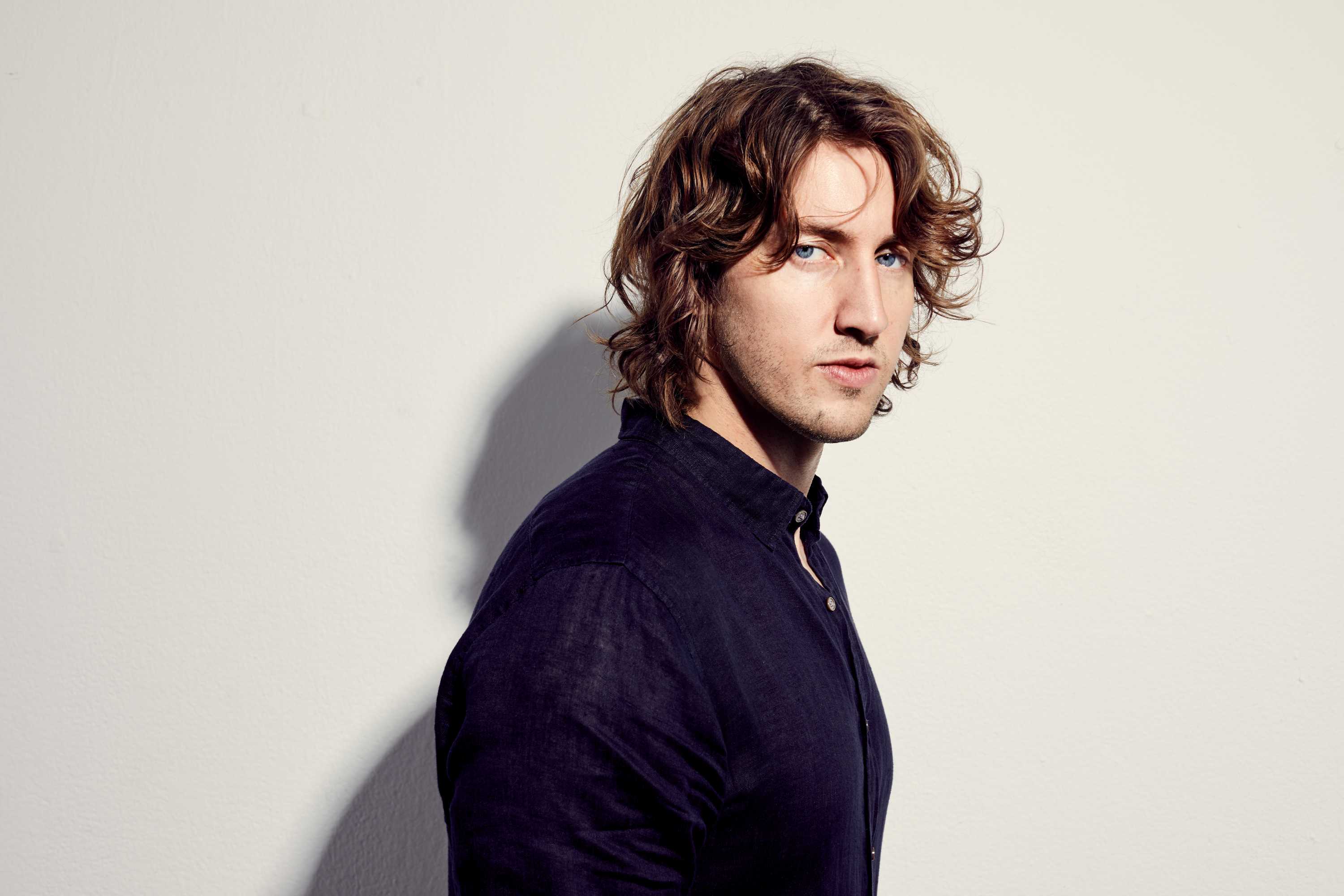Are all the Dean Lewis heartbreak songs about one person? - triple j